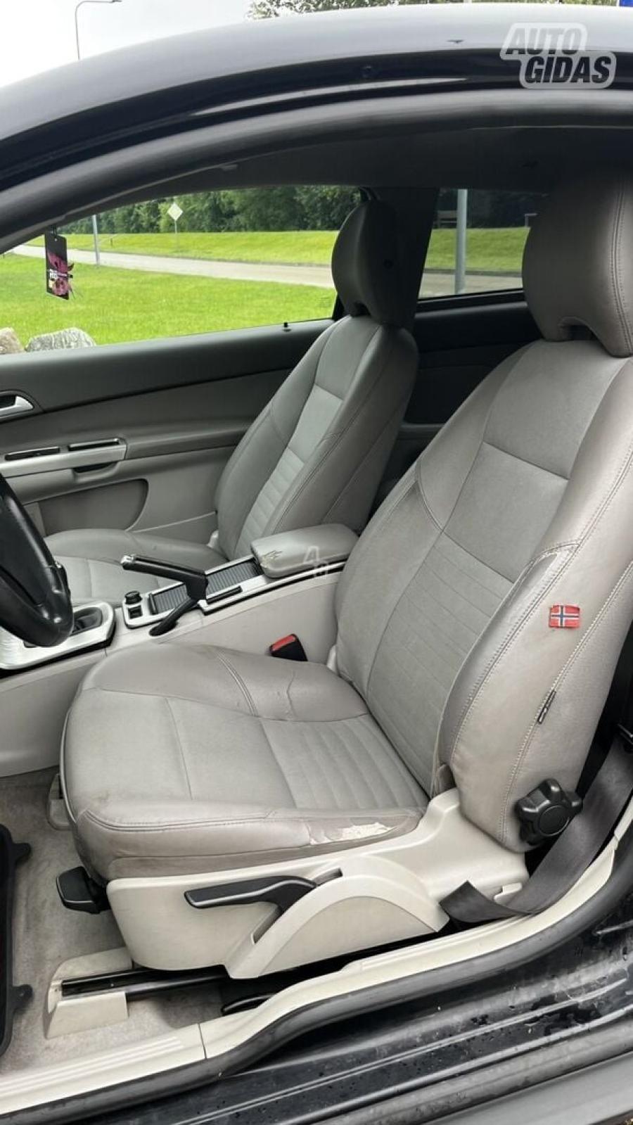 Volvo C30 2008 Šilutė, ar dzinēja tilpumu 1.60 L un nobraukumu 348 tūkst. km par 1350 €, foto 15 vietnē AUTOMOTO.COM.LV