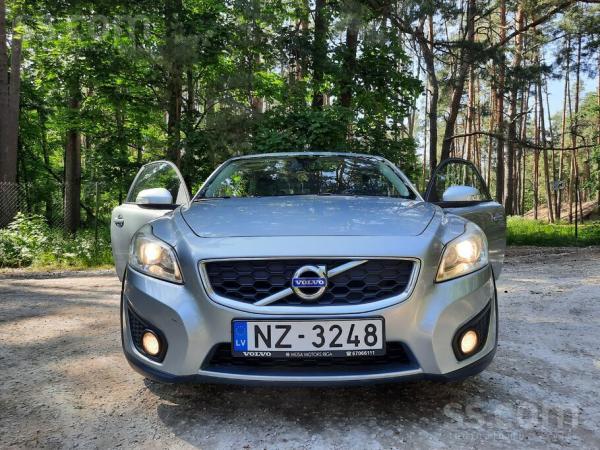 Volvo C30 2010 in Riga, with an engine capacity of 1.60 L and mileage of 215 thousand km for 3450 €, photo 1 on AUTOMOTO.COM.LV