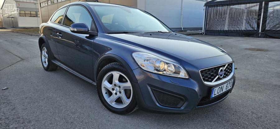 Volvo C30 2010 in Kaunas, with an engine capacity of 1.60 L and mileage of 268 thousand km for 2990 €, photo 7 on AUTOMOTO.COM.LV