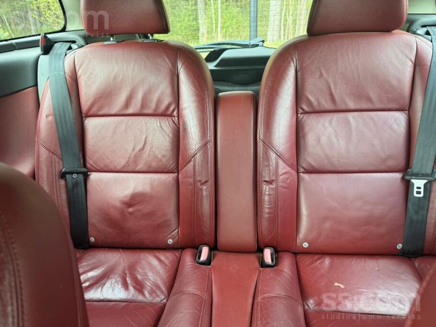 Volvo C30 2010 in Riga, with an engine capacity of 1.60 L and mileage of 326 thousand km for 3000 €, photo 12 on AUTOMOTO.COM.LV