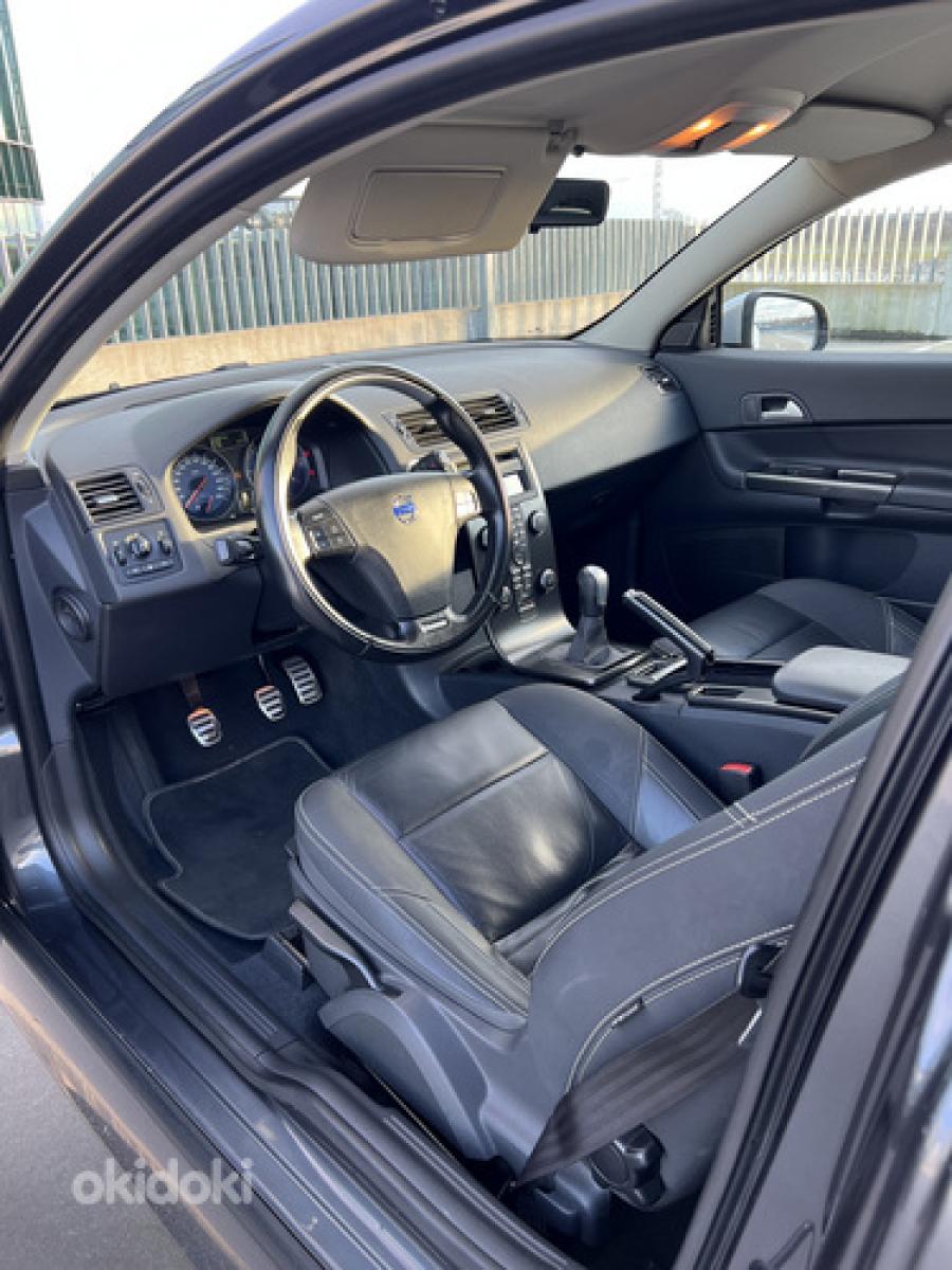 Volvo C30 2010 Tallina, ar dzinēja tilpumu 1.60 L un nobraukumu 299 tūkst. km par 3999 €, foto 9 vietnē AUTOMOTO.COM.LV