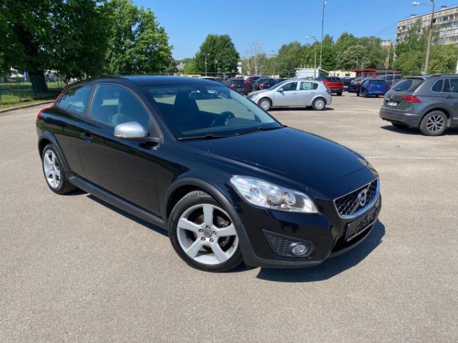 Volvo C30 2012 Rīga, ar dzinēja tilpumu 1.60 L un nobraukumu 219 tūkst. km par 5950 €, foto 4 vietnē AUTOMOTO.COM.LV