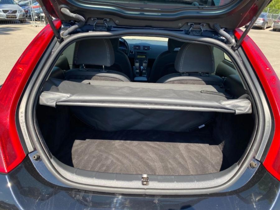 Volvo C30 2012 Rīga, ar dzinēja tilpumu 1.60 L un nobraukumu 219 tūkst. km par 5950 €, foto 16 vietnē AUTOMOTO.COM.LV