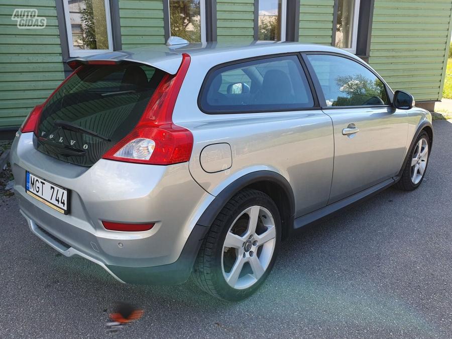 Volvo C30 2013 in Siauliai, with an engine capacity of 1.60 L and mileage of 270 thousand km for 3400 €, photo 1 on AUTOMOTO.COM.LV