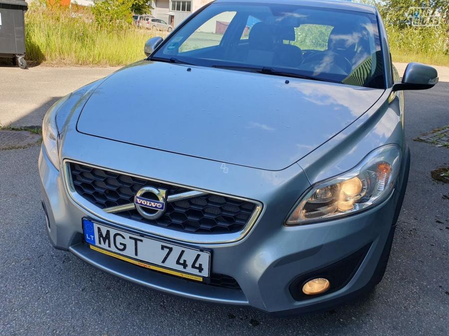Volvo C30 2013 in Siauliai, with an engine capacity of 1.60 L and mileage of 270 thousand km for 3400 €, photo 6 on AUTOMOTO.COM.LV