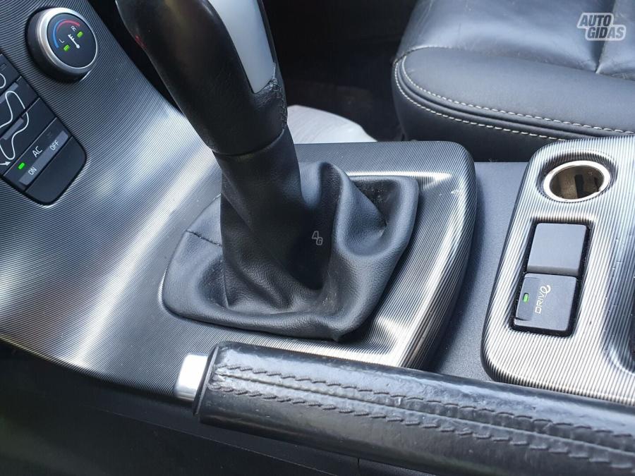 Volvo C30 2013 in Siauliai, with an engine capacity of 1.60 L and mileage of 270 thousand km for 3400 €, photo 16 on AUTOMOTO.COM.LV