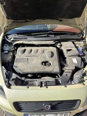 Zaļš Volvo C30 2007 Kauņa, ar dzinēja tilpumu 2.00 L un nobraukumu 233 tūkst. km par 1500 €, foto 13 vietnē AUTOMOTO.COM.LV