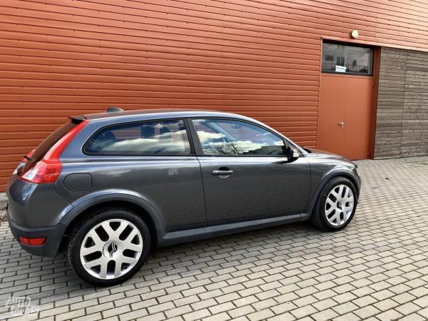 Pelēks Volvo C30 2007 Kauņa, ar dzinēja tilpumu 1.60 L un nobraukumu 248 tūkst. km par 2000 €, foto 7 vietnē AUTOMOTO.COM.LV
