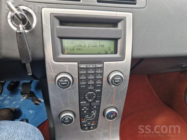 Серый Вольво Ц30 2007 в Огре, объемом двигателя 2.00 л и пробегом 186 тыс. км за 3970 €, фото 10 на AUTOMOTO.COM.LV