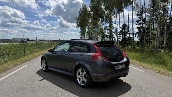 Grey Volvo C30 2007 in Kaunas, with an engine capacity of 1.60 L and mileage of 363 thousand km for 2200 €, photo 5 on AUTOMOTO.COM.LV