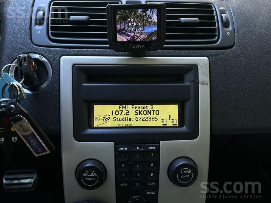 Pelēks Volvo C30 2007 Rīga, ar dzinēja tilpumu 2.40 L un nobraukumu 0 tūkst. km par 3599 €, foto 16 vietnē AUTOMOTO.COM.LV