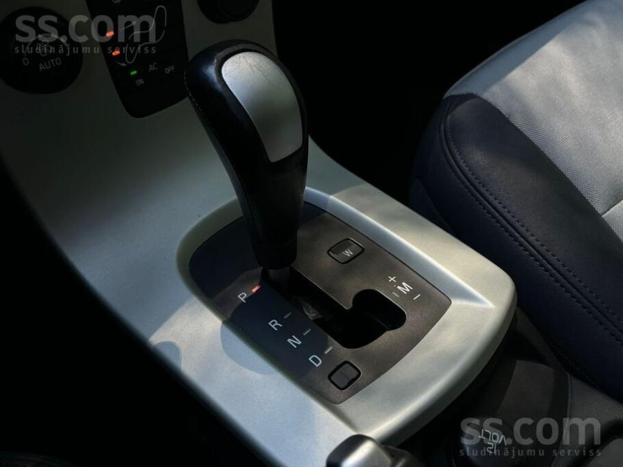 Pelēks Volvo C30 2007 Rīga, ar dzinēja tilpumu 2.40 L un nobraukumu 0 tūkst. km par 3599 €, foto 18 vietnē AUTOMOTO.COM.LV