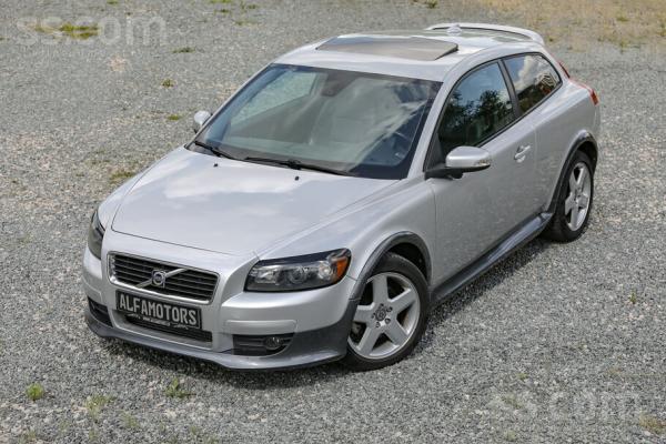Pelēks Volvo C30 2007 Rīga, ar dzinēja tilpumu 2.40 L un nobraukumu 298 tūkst. km par 4690 €, foto 5 vietnē AUTOMOTO.COM.LV