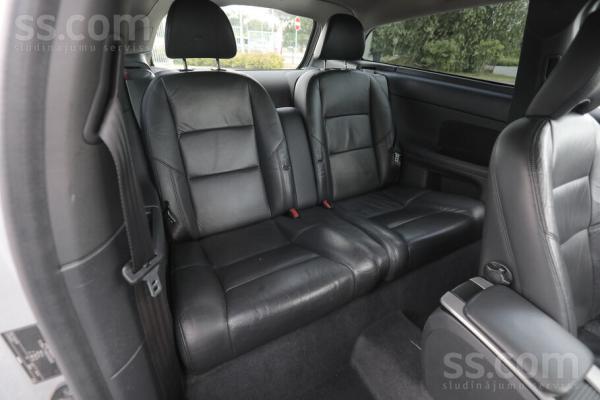Pelēks Volvo C30 2007 Rīga, ar dzinēja tilpumu 2.40 L un nobraukumu 298 tūkst. km par 4690 €, foto 9 vietnē AUTOMOTO.COM.LV