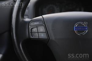 Grey Volvo C30 2007 in Riga, with an engine capacity of 2.40 L and mileage of 298 thousand km for 4690 €, photo 13 on AUTOMOTO.COM.LV