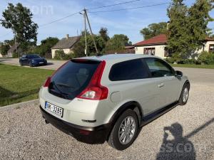 Pelēks Volvo C30 2007 Ventspils, ar dzinēja tilpumu 2.00 L un nobraukumu 290 tūkst. km par 2200 €, foto 7 vietnē AUTOMOTO.COM.LV