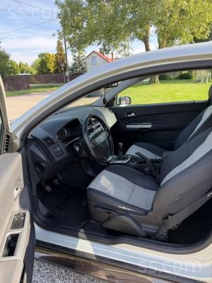 Pelēks Volvo C30 2007 Ventspils, ar dzinēja tilpumu 2.00 L un nobraukumu 290 tūkst. km par 2200 €, foto 17 vietnē AUTOMOTO.COM.LV