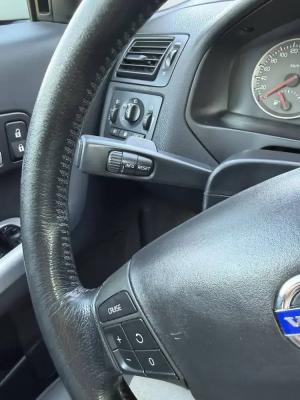 Pelēks Volvo C30 2007 Ventspils, ar dzinēja tilpumu 2.00 L un nobraukumu 290 tūkst. km par 2200 €, foto 10 vietnē AUTOMOTO.COM.LV