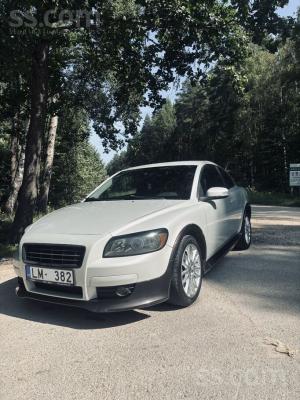 Grey Volvo C30 2007 in Jelgava, with an engine capacity of 1.60 L and mileage of 292 thousand km for 2300 €, photo  on AUTOMOTO.COM.LV