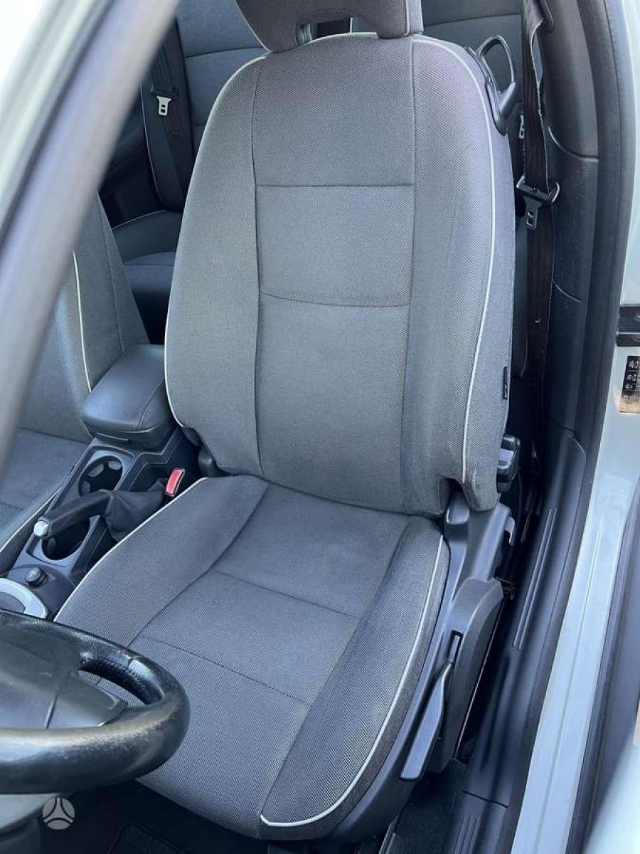 Pelēks Volvo C30 2007 Kauņa, ar dzinēja tilpumu 1.56 L un nobraukumu 247 tūkst. km par 2100 €, foto 6 vietnē AUTOMOTO.COM.LV
