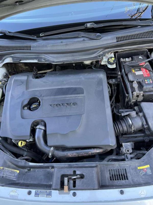 Pelēks Volvo C30 2007 Kauņa, ar dzinēja tilpumu 1.56 L un nobraukumu 247 tūkst. km par 2100 €, foto 6 vietnē AUTOMOTO.COM.LV