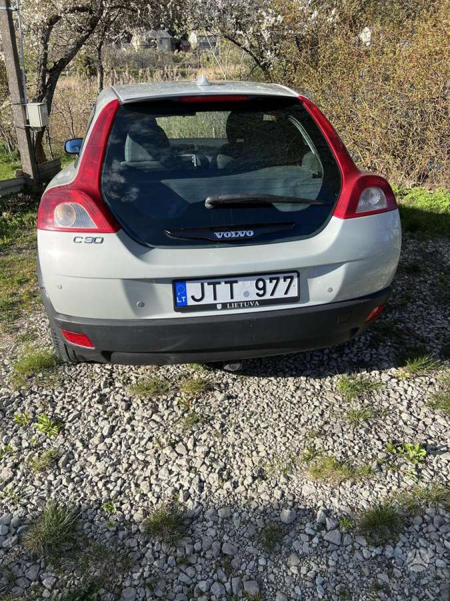 Pelēks Volvo C30 2007 Kauņa, ar dzinēja tilpumu 1.56 L un nobraukumu 247 tūkst. km par 2100 €, foto 9 vietnē AUTOMOTO.COM.LV