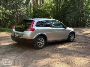 Grey Volvo C30 2007 in Utena, with an engine capacity of 2.00 L and mileage of 353 thousand km for 1450 €, photo 5 on AUTOMOTO.COM.LV
