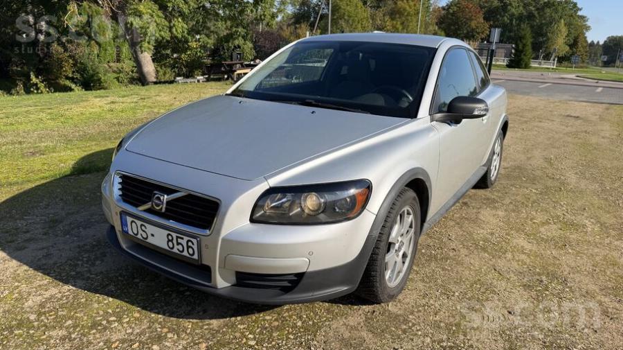 Pelēks Volvo C30 2007 Limbaži, ar dzinēja tilpumu 1.80 L un nobraukumu 275 tūkst. km par 3250 €, foto 1 vietnē AUTOMOTO.COM.LV