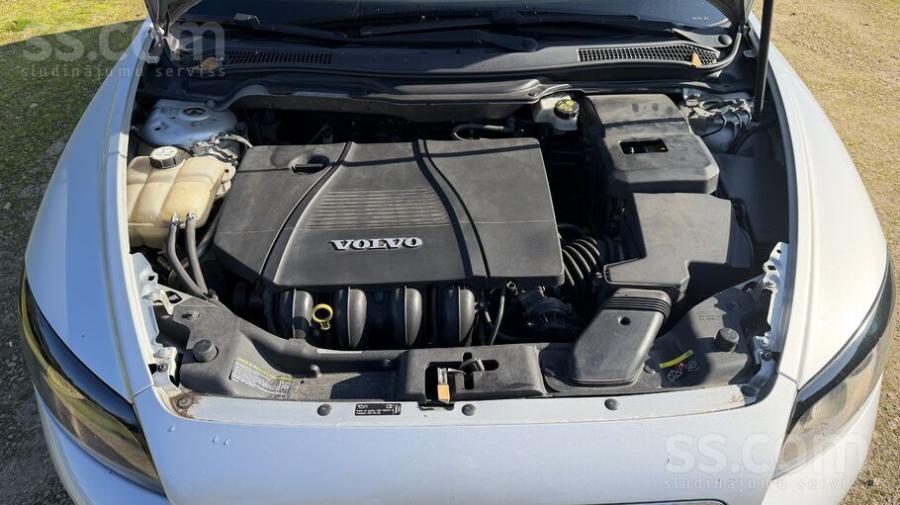 Pelēks Volvo C30 2007 Limbaži, ar dzinēja tilpumu 1.80 L un nobraukumu 275 tūkst. km par 3250 €, foto 19 vietnē AUTOMOTO.COM.LV
