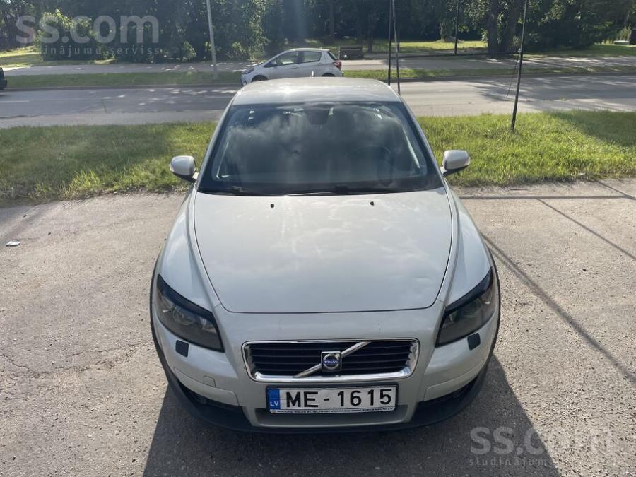 Серый Вольво Ц30 2008 в Рига, объемом двигателя 1.80 л и пробегом 273 тыс. км за 2100 €, фото 1 на AUTOMOTO.COM.LV