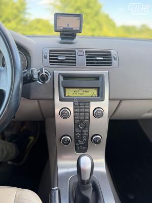 Grey Volvo C30 2009 in Vilnius, with an engine capacity of 1.60 L and mileage of 297 thousand km for 1750 €, photo 12 on AUTOMOTO.COM.LV