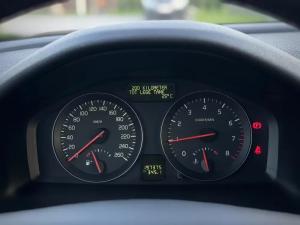 Grey Volvo C30 2009 in Jelgava, with an engine capacity of 1.80 L and mileage of 198 thousand km for 3500 €, photo 14 on AUTOMOTO.COM.LV