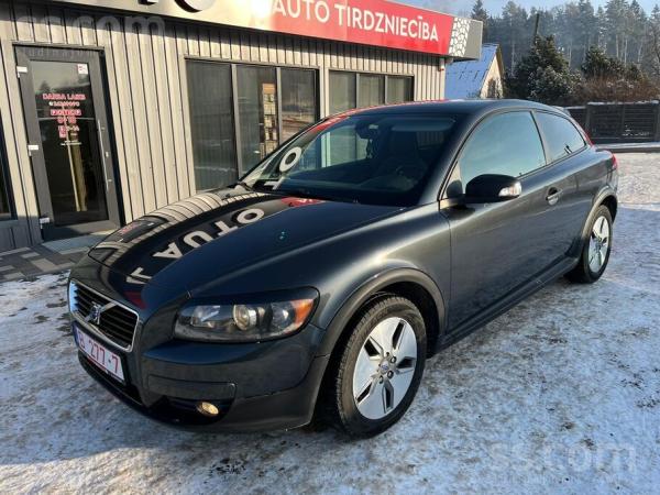 Pelēks Volvo C30 2010 Valmiera, ar dzinēja tilpumu 1.60 L un nobraukumu 336 tūkst. km par 3450 €, foto 1 vietnē AUTOMOTO.COM.LV