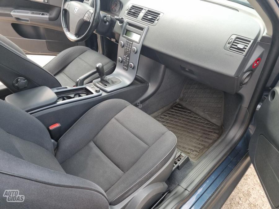Pelēks Volvo C30 2010 Pakruojis, ar dzinēja tilpumu 1.60 L un nobraukumu 263 tūkst. km par 2700 €, foto 11 vietnē AUTOMOTO.COM.LV