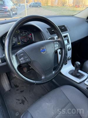Pelēks Volvo C30 2010 Rīga, ar dzinēja tilpumu 1.60 L un nobraukumu 187 tūkst. km par 2390 €, foto 12 vietnē AUTOMOTO.COM.LV
