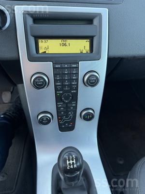 Pelēks Volvo C30 2010 Rīga, ar dzinēja tilpumu 1.60 L un nobraukumu 187 tūkst. km par 2390 €, foto 13 vietnē AUTOMOTO.COM.LV