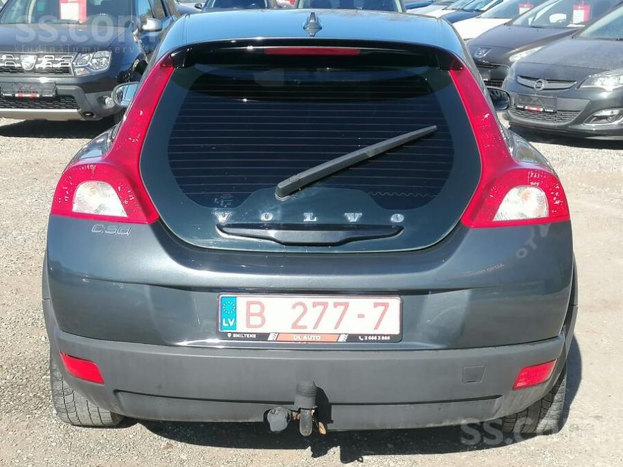 Pelēks Volvo C30 2010 Valmiera, ar dzinēja tilpumu 1.60 L un nobraukumu 336 tūkst. km par 3450 €, foto 9 vietnē AUTOMOTO.COM.LV