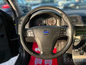 Pelēks Volvo C30 2010 Valmiera, ar dzinēja tilpumu 1.60 L un nobraukumu 336 tūkst. km par 3450 €, foto 15 vietnē AUTOMOTO.COM.LV