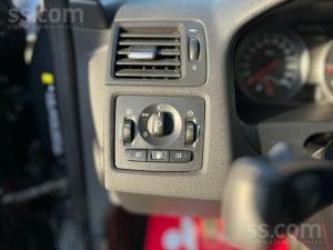 Pelēks Volvo C30 2010 Valmiera, ar dzinēja tilpumu 1.60 L un nobraukumu 336 tūkst. km par 3450 €, foto 18 vietnē AUTOMOTO.COM.LV
