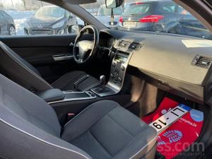 Pelēks Volvo C30 2010 Valmiera, ar dzinēja tilpumu 1.60 L un nobraukumu 336 tūkst. km par 3450 €, foto 19 vietnē AUTOMOTO.COM.LV