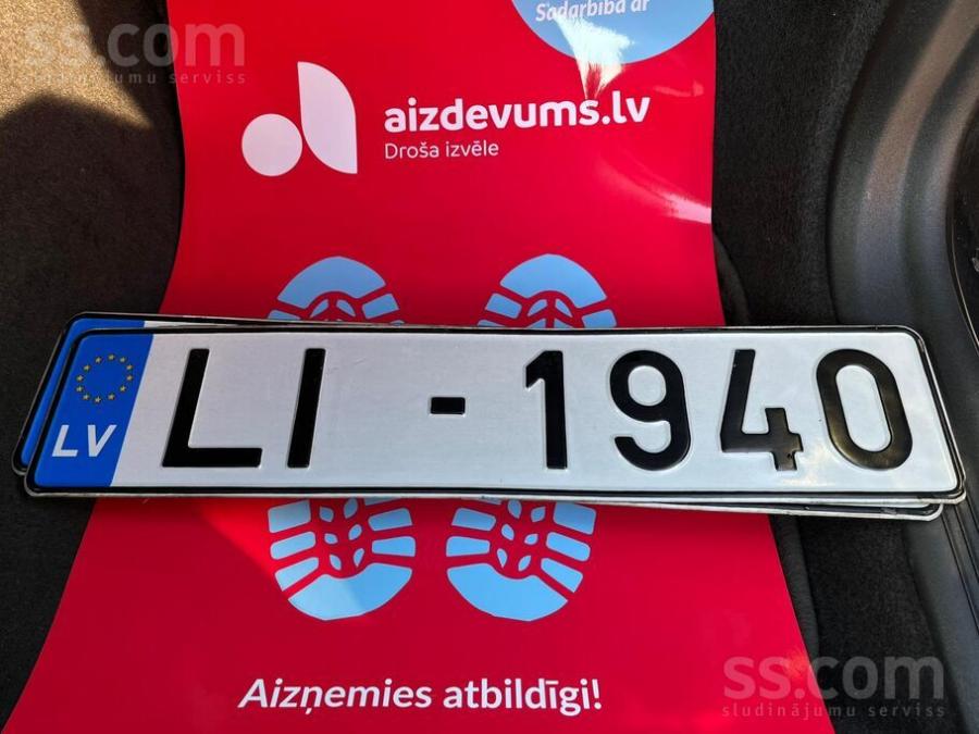 Pelēks Volvo C30 2010 Valmiera, ar dzinēja tilpumu 1.60 L un nobraukumu 336 tūkst. km par 3450 €, foto 21 vietnē AUTOMOTO.COM.LV