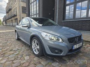 Pelēks Volvo C30 2010 Rīga, ar dzinēja tilpumu 1.60 L un nobraukumu 201 tūkst. km par 2150 €, foto  vietnē AUTOMOTO.COM.LV