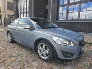 Grey Volvo C30 2010 in Riga, with an engine capacity of 1.60 L and mileage of 201 thousand km for 2150 €, photo 3 on AUTOMOTO.COM.LV