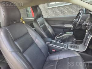 Grey Volvo C30 2010 in Riga, with an engine capacity of 1.60 L and mileage of 201 thousand km for 2150 €, photo 12 on AUTOMOTO.COM.LV
