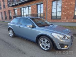 Pelēks Volvo C30 2010 Rīga, ar dzinēja tilpumu 1.60 L un nobraukumu 208 tūkst. km par 2000 €, foto 4 vietnē AUTOMOTO.COM.LV
