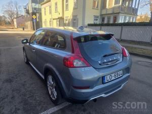 Pelēks Volvo C30 2010 Rīga, ar dzinēja tilpumu 1.60 L un nobraukumu 208 tūkst. km par 2000 €, foto 8 vietnē AUTOMOTO.COM.LV