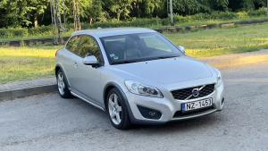 Grey Volvo C30 2010 in Riga, with an engine capacity of 1.60 L and mileage of 220 thousand km for 4900 €, photo  on AUTOMOTO.COM.LV