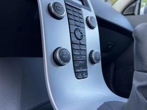 Grey Volvo C30 2010 in Riga, with an engine capacity of 1.60 L and mileage of 220 thousand km for 4900 €, photo 19 on AUTOMOTO.COM.LV