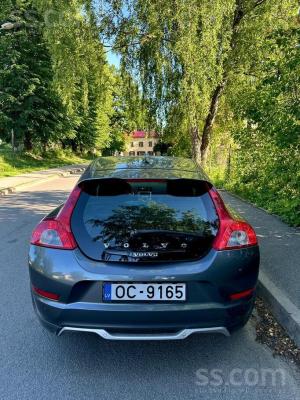 Pelēks Volvo C30 2010 Rīga, ar dzinēja tilpumu 1.60 L un nobraukumu 189 tūkst. km par 3250 €, foto 4 vietnē AUTOMOTO.COM.LV