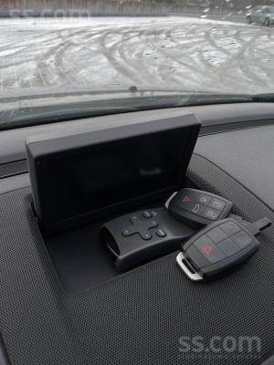 Grey Volvo C30 2010 in Riga, with an engine capacity of 1.60 L and mileage of 400 thousand km for 3100 €, photo 9 on AUTOMOTO.COM.LV